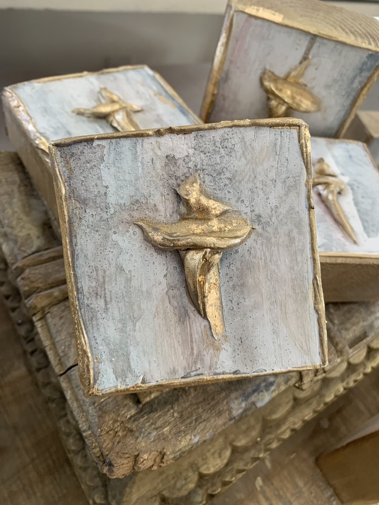 Small Square Cross Block – The Olive Tree